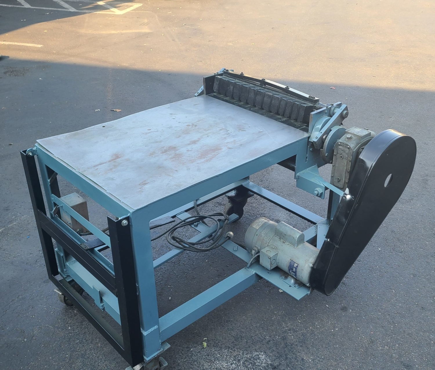 U14293 Engel Powered Cleat Bender - Benoit Sheet Metal Equipment