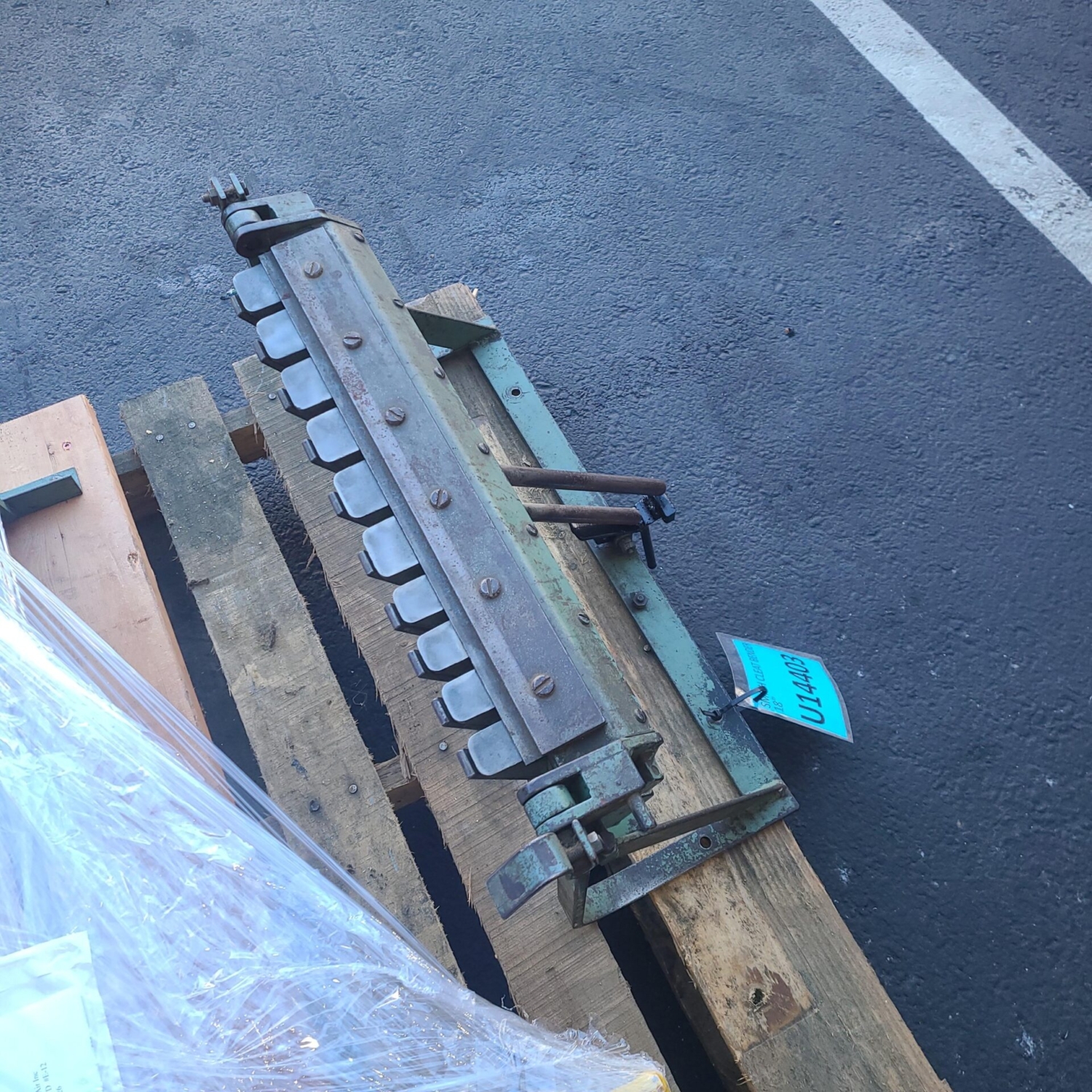 U14403 18" Smiths cleat bender - Benoit Sheet Metal Equipment