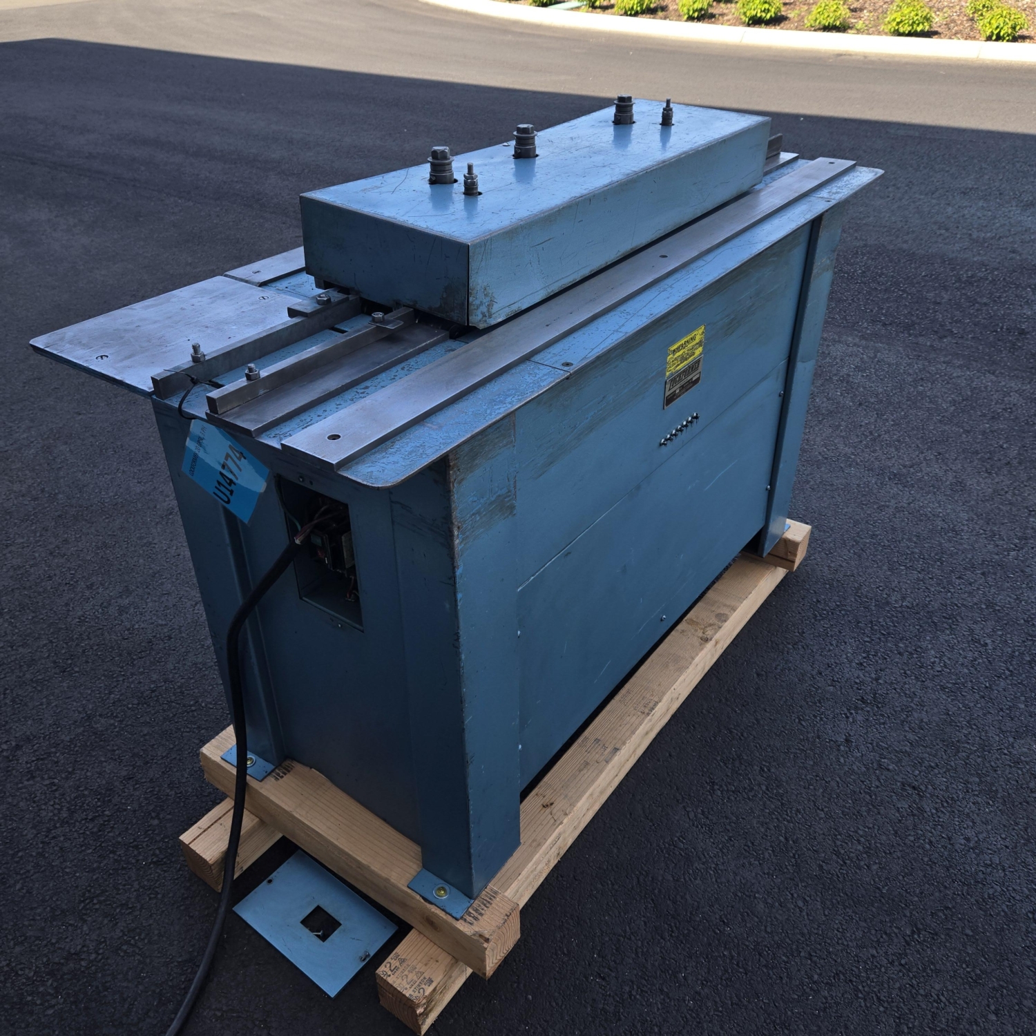 U14774 Used Lockfomer BPSL20 button punch - Benoit Sheet Metal Equipment