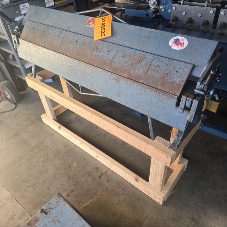 U14852C Used Connecticut U422 4 ft 22 gauge finger brake on wood stand ...